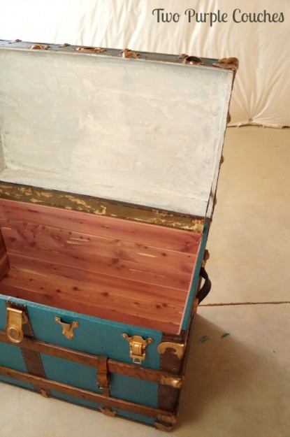 No Sew Fabric Lining for a Vintage Trunk